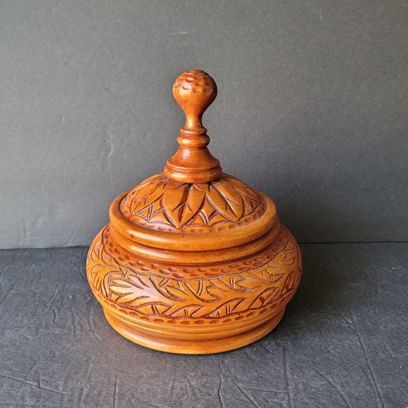 Accents | Vintage Arts And Crafts Hand Carved Wooden Lidded Vessel ...